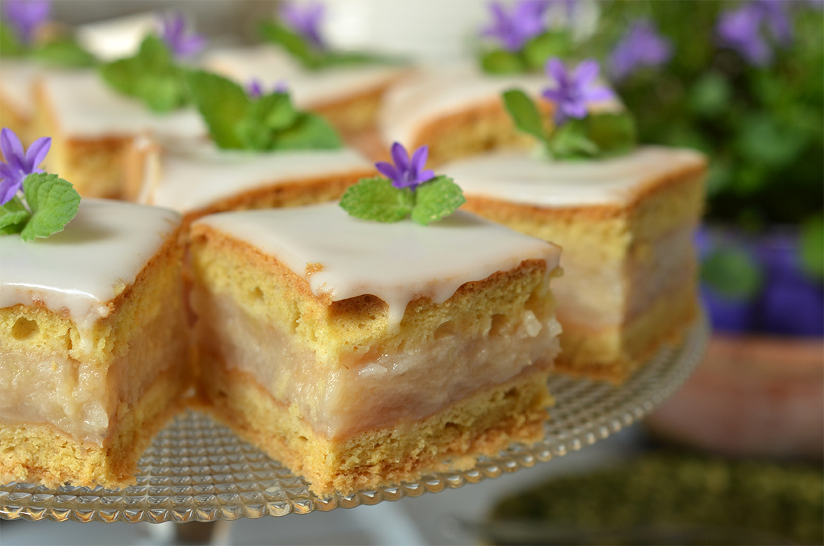 Łatwy jabłecznik - niebo na talerzu